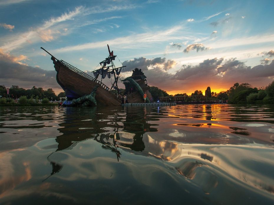 Shipshape Arts Ltd (Bespoke Installation Art)